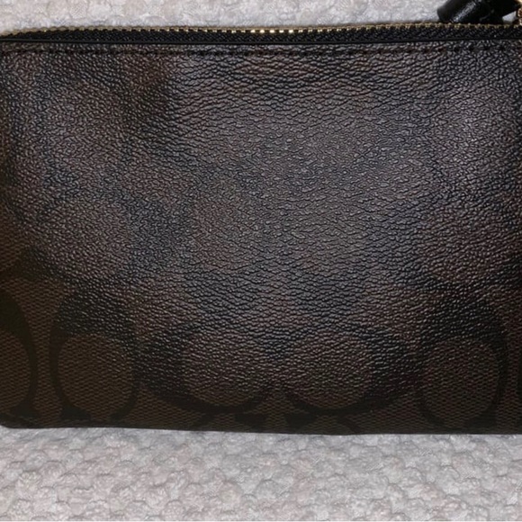 Coach | Bags | Coach Corner Zip Wristlet | Poshmark